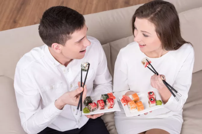 4 Easy Tricks For Couples To End Their Food Fights In A Healthy Way ...